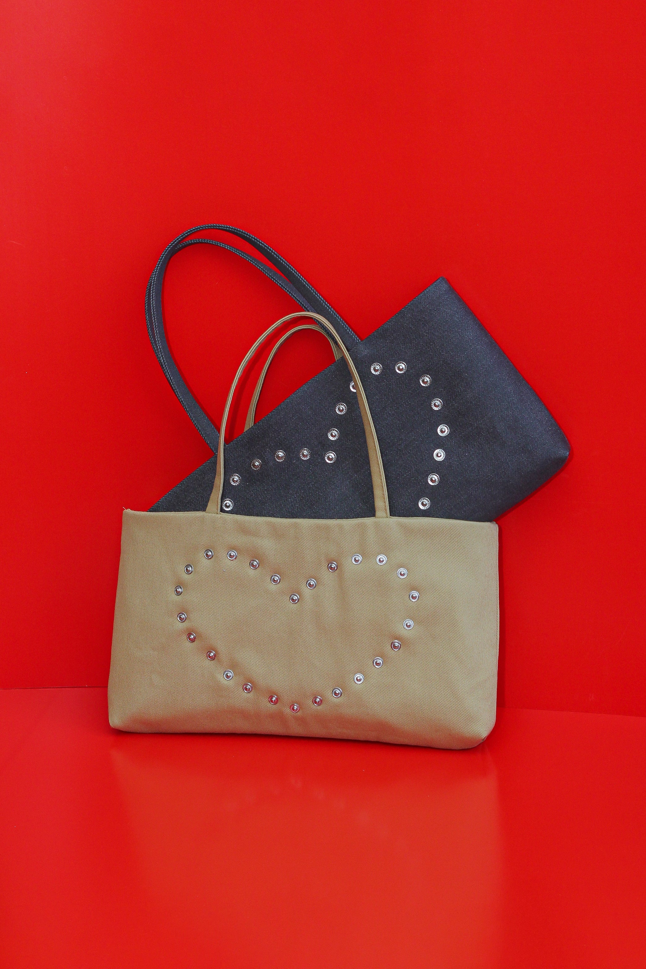 Alice Bag - Tan – par moi